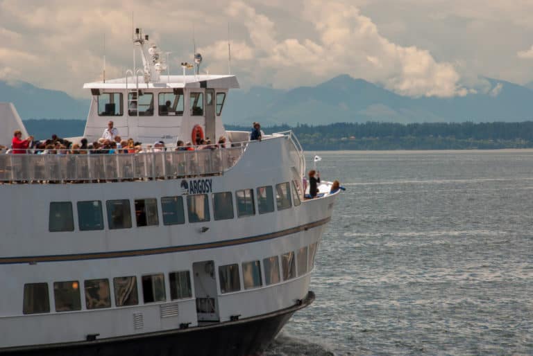 Discover Seattle's Beauty: Argosy Harbor Cruise Journey